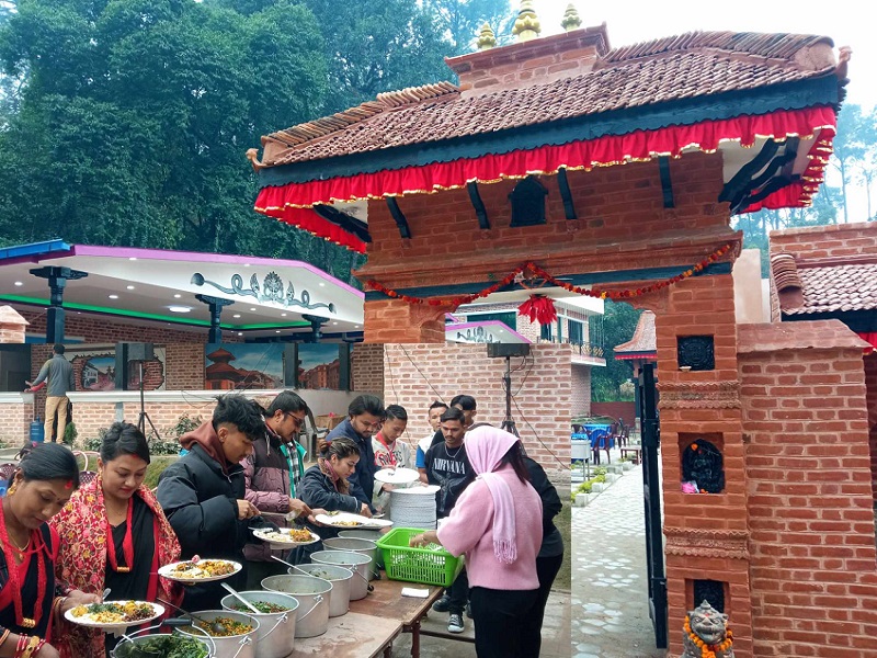 सल्लाघारीमा मौलिक नेवारी स्वादको नेवा: ननी शुरु — Bhaktapurpost.com